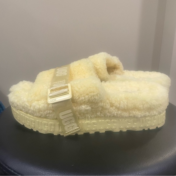 UGG | Shoes | Ugg Sandals Womens Size 9 Yellow Platform Shoes Fluffita ...